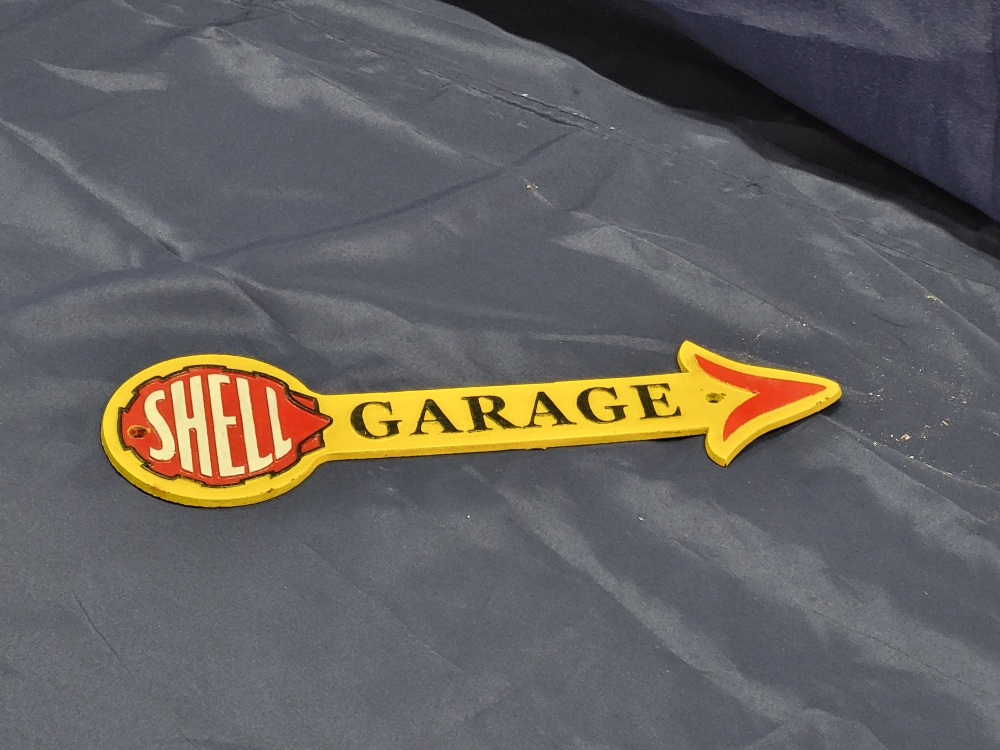SHELL Garage repro cast pointer sign 17 inch | Automobilia-UK - vintage ...