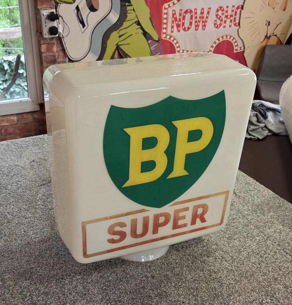 BP GLOBE ORIGINAL glass 1960's great item ! Pumps and Globes ...
